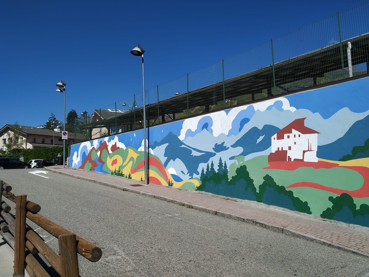 Nus, il murales di Paolo Contoz e Ilario Gianotti fa risplendere l'area ...